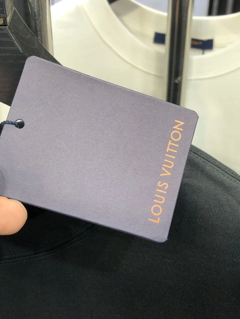 High accuracy Louis Vuitton T-Shirts