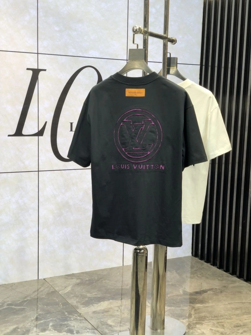 Perfect replica Louis Vuitton T-Shirts