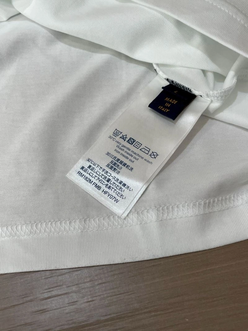 Cut-rate Louis Vuitton T-Shirts