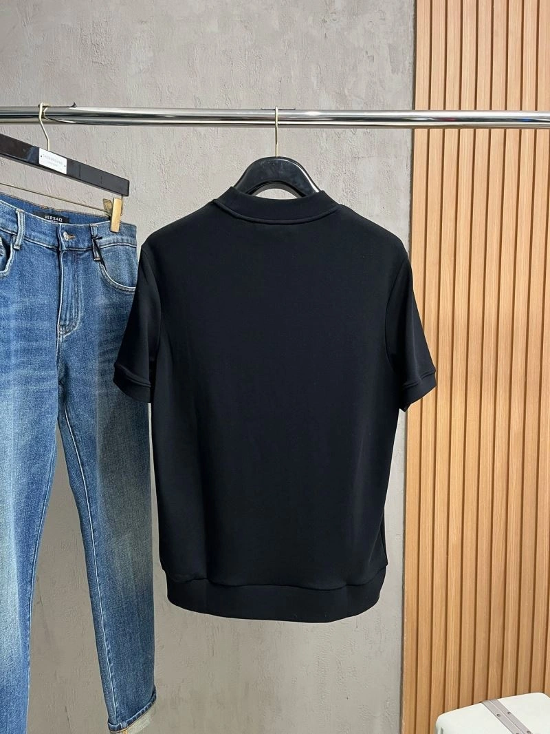 Exact replica Louis Vuitton T-Shirts