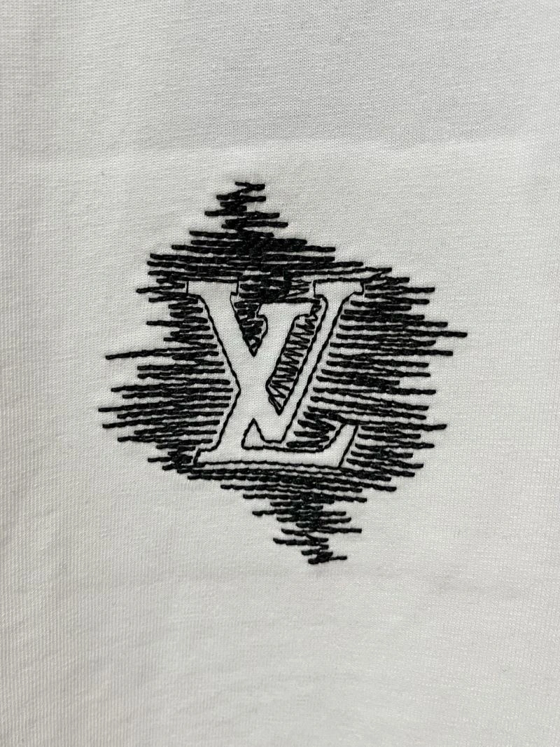 Bargain Louis Vuitton T-Shirts