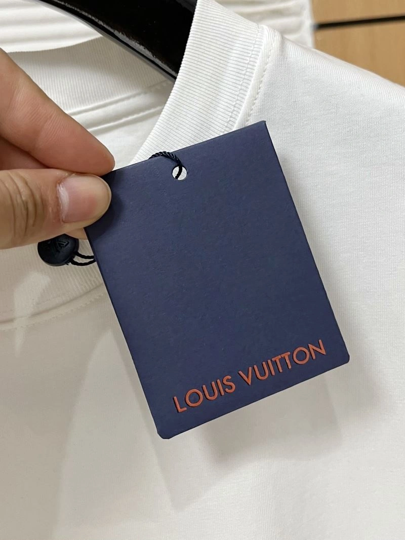 Bargain Louis Vuitton T-Shirts