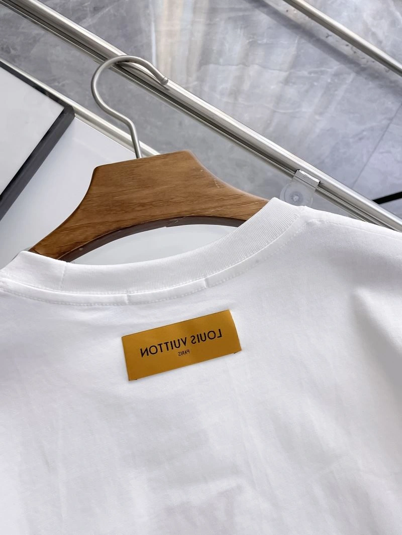 Inexpensive Louis Vuitton T-Shirts
