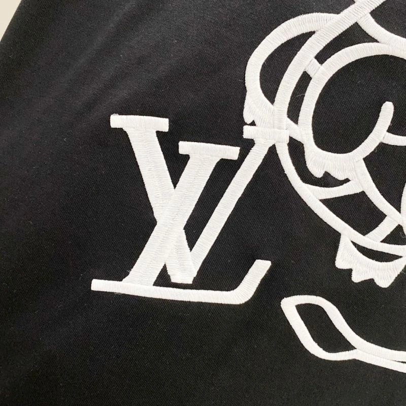 Top match Louis Vuitton T-Shirts