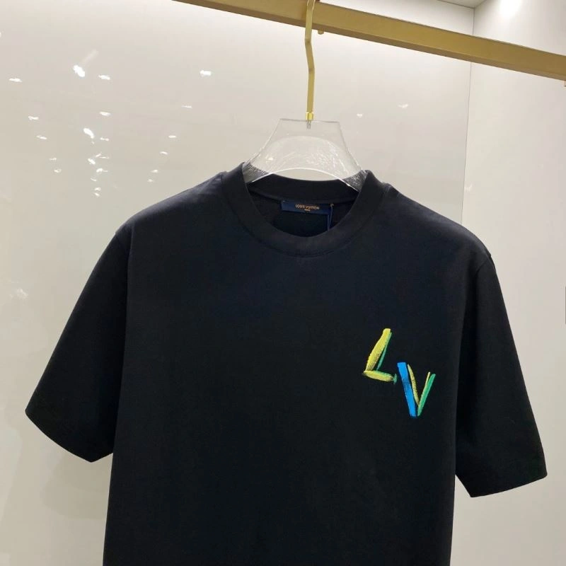 Bargain Louis Vuitton T-Shirts