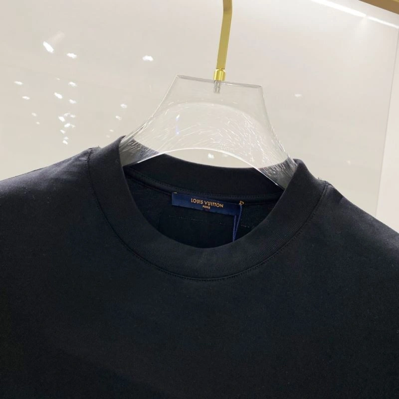 Bargain Louis Vuitton T-Shirts