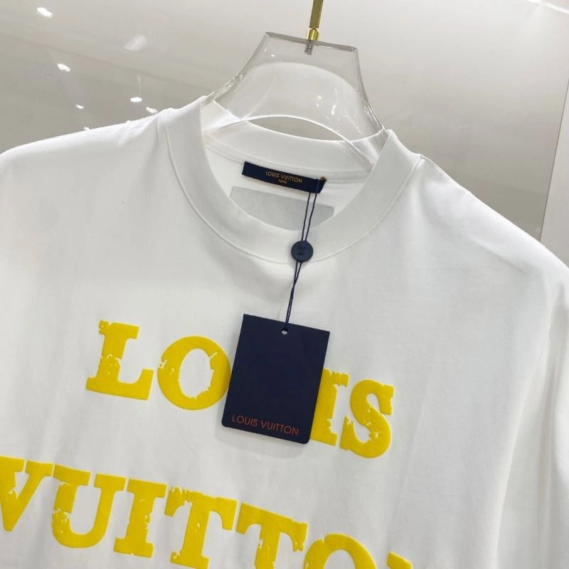 Low-cost Louis Vuitton T-Shirts