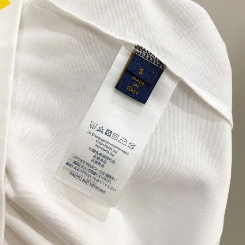 Low-cost Louis Vuitton T-Shirts