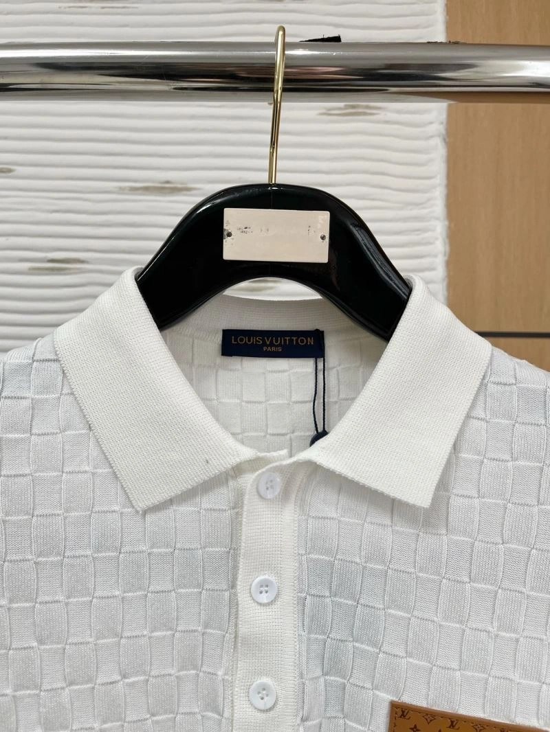 Indistinguishable Louis Vuitton T-Shirts