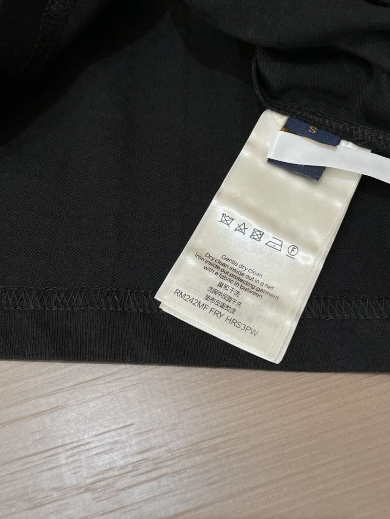 Official Louis Vuitton T-Shirts