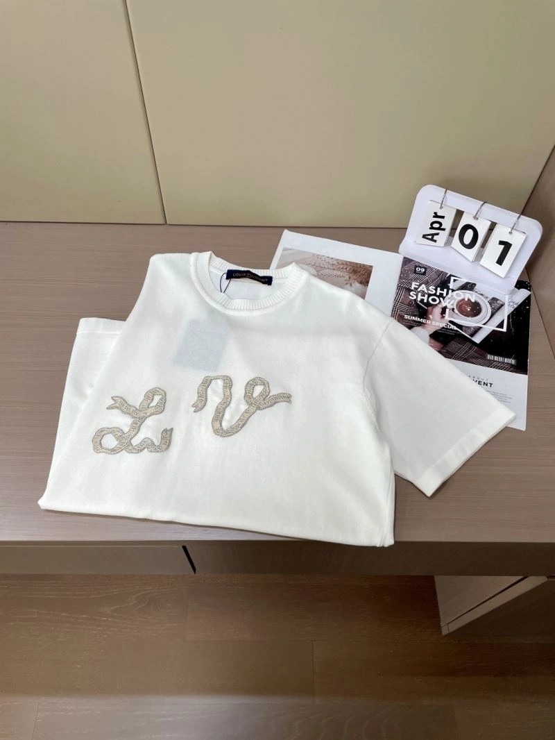 Reasonably priced Louis Vuitton T-Shirts