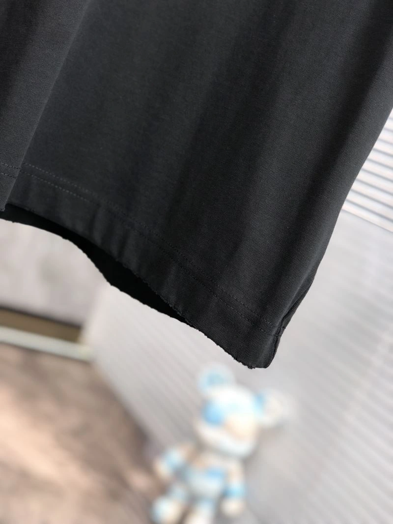 Inexpensive Louis Vuitton T-Shirts