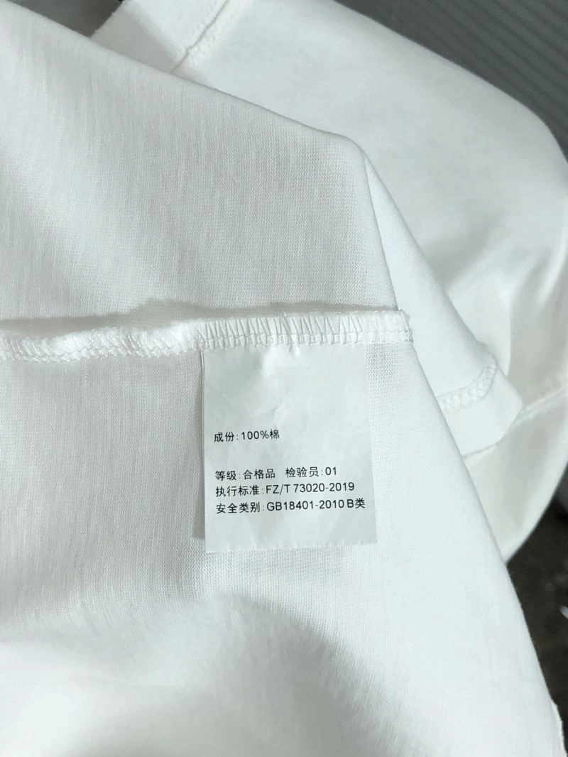 Inexpensive Louis Vuitton T-Shirts
