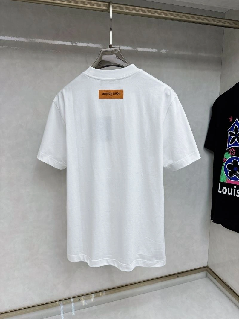 Indistinguishable Louis Vuitton T-Shirts