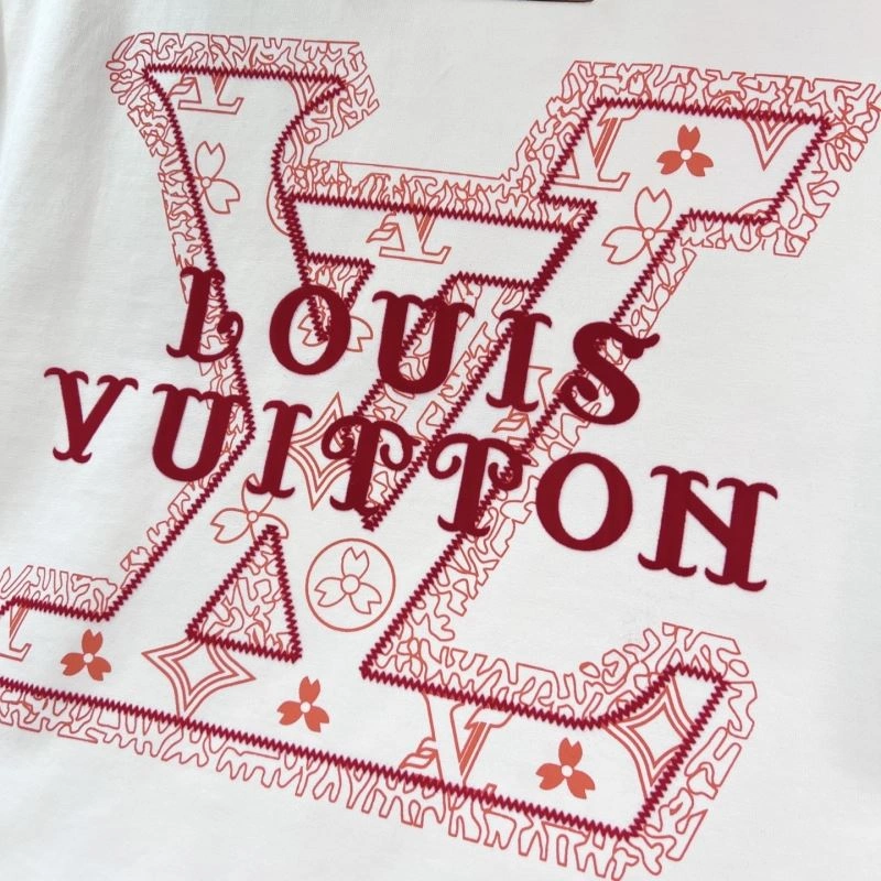 Accurate model Louis Vuitton T-Shirts