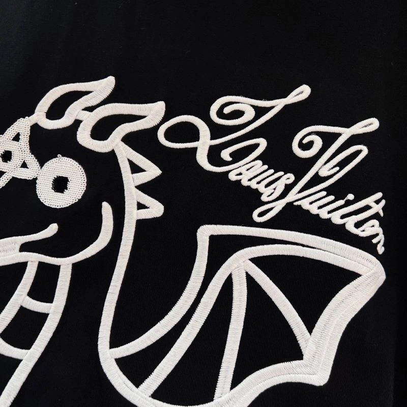 Top match Louis Vuitton T-Shirts