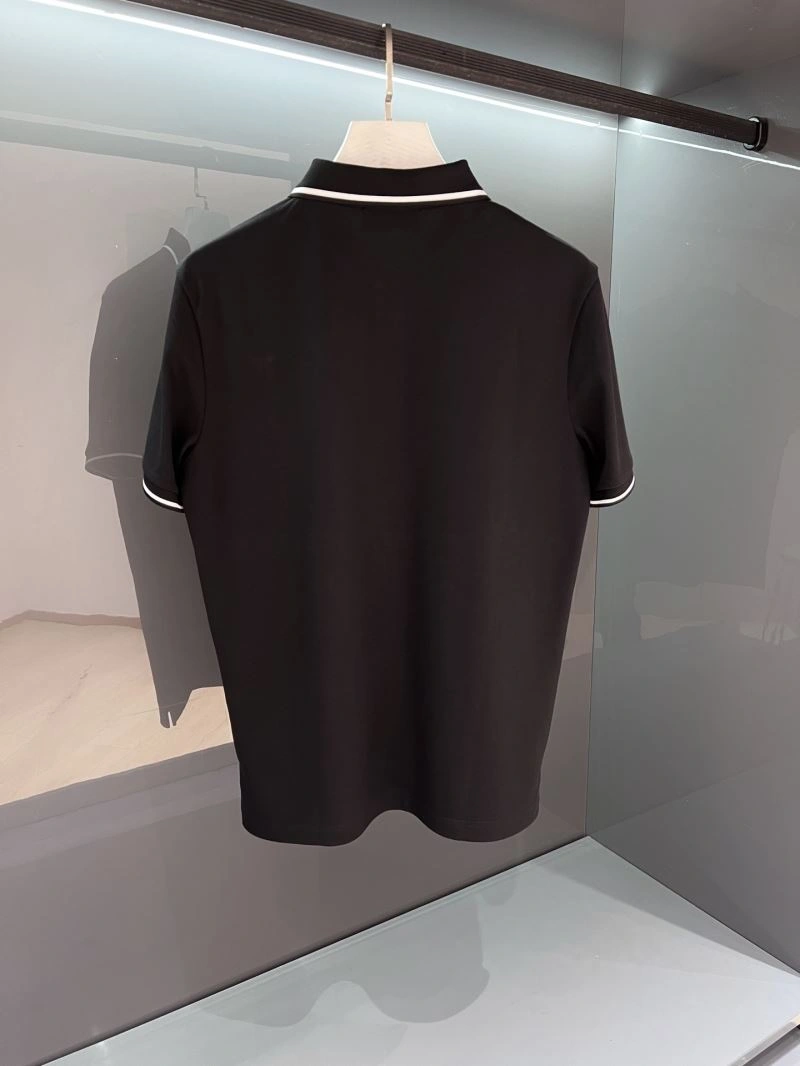 Accurate model Louis Vuitton T-Shirts