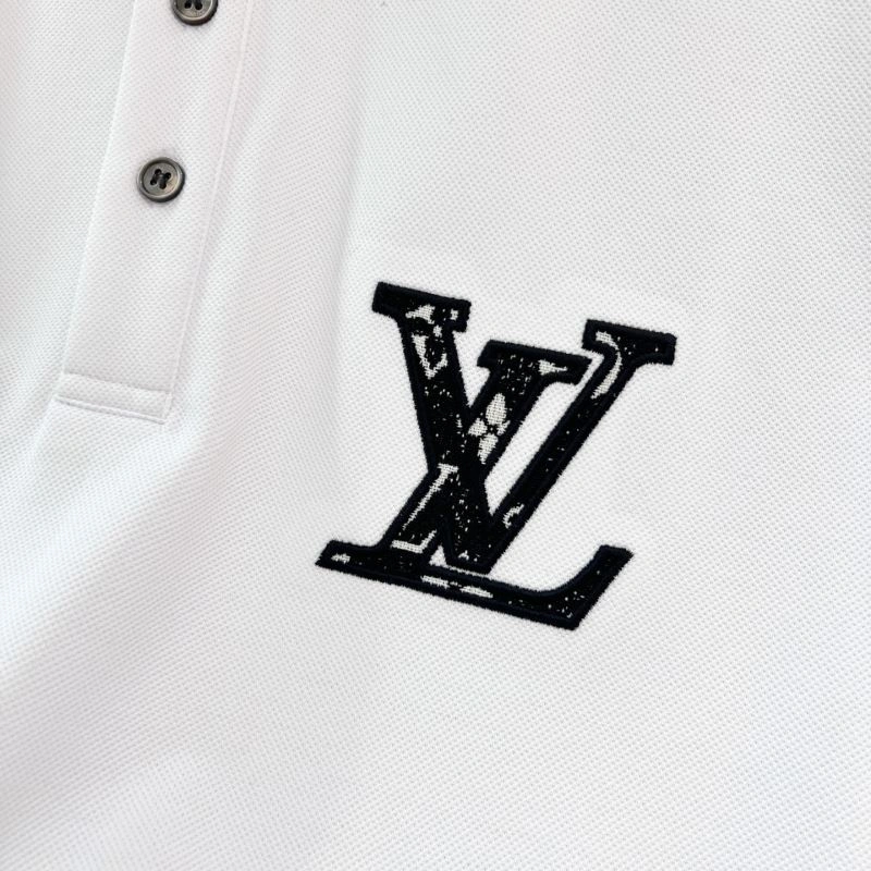 Accurate model Louis Vuitton T-Shirts