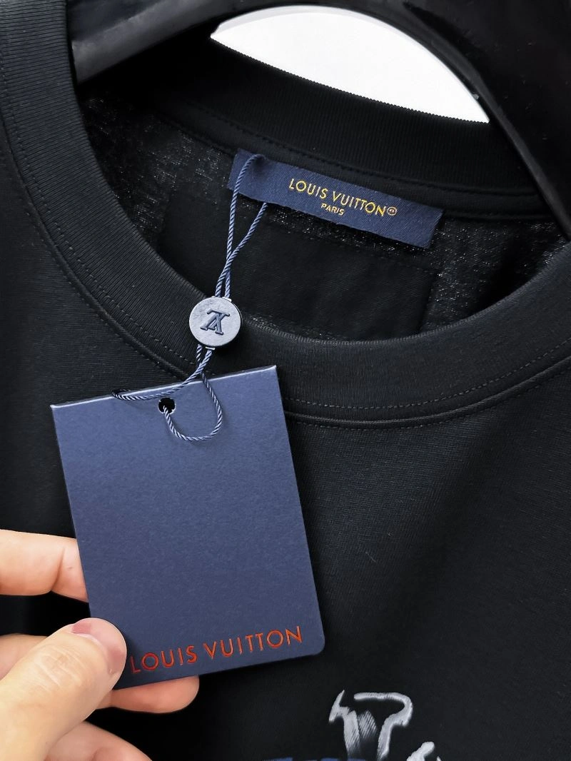High accuracy Louis Vuitton T-Shirts