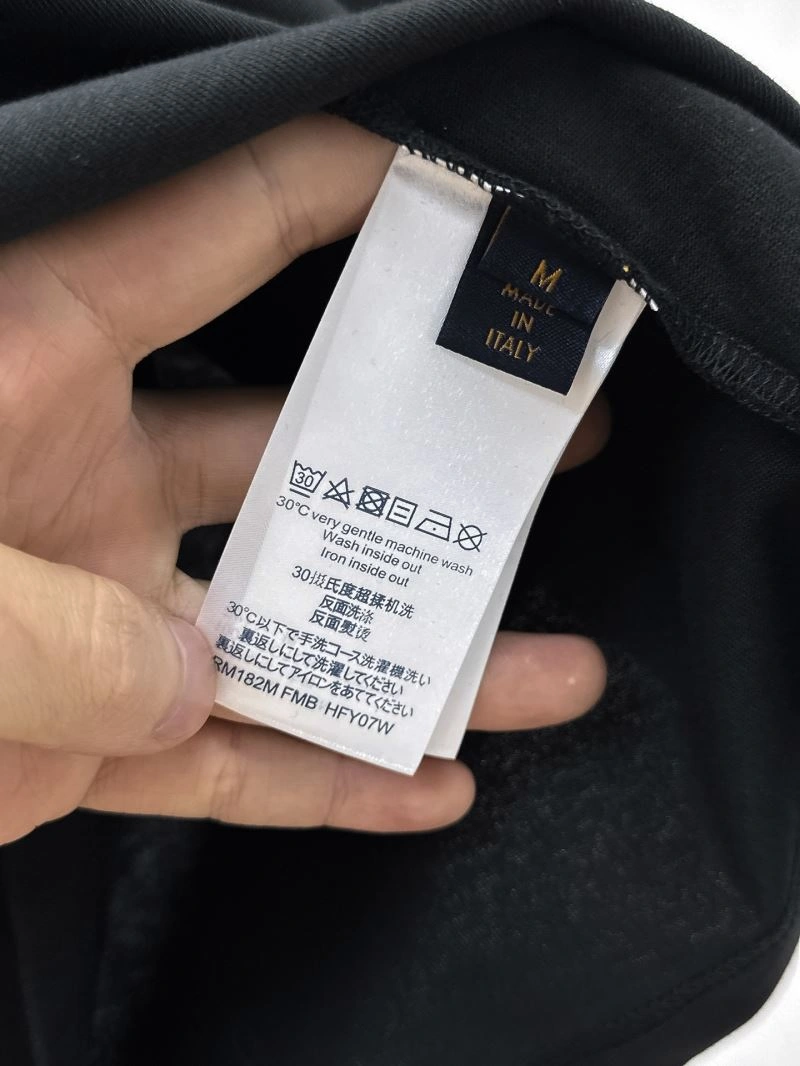 High accuracy Louis Vuitton T-Shirts