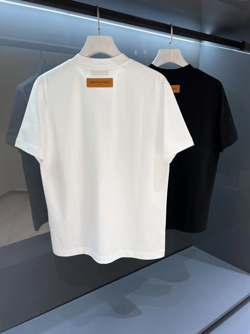 High fidelity Louis Vuitton T-Shirts