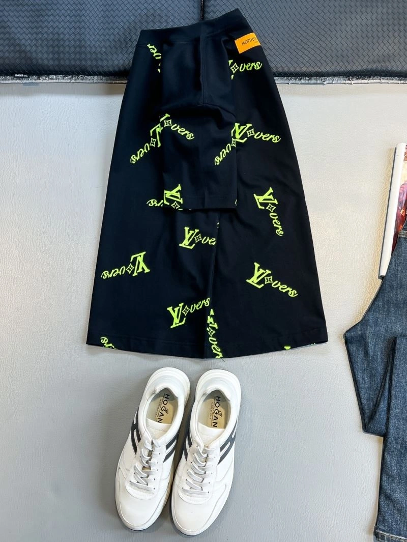 Bargain Louis Vuitton T-Shirts