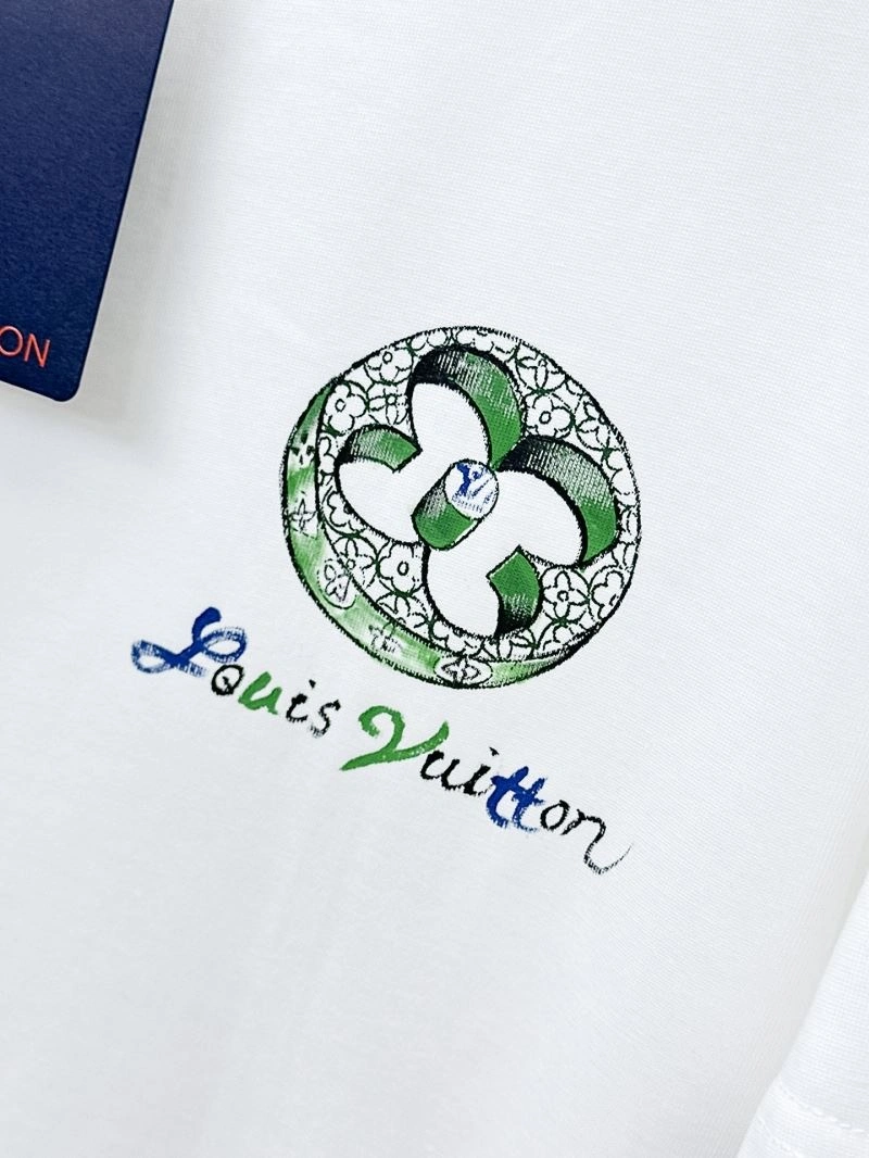 Bargain Louis Vuitton T-Shirts