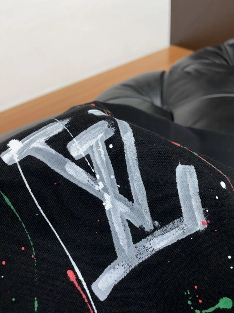 High accuracy Louis Vuitton T-Shirts