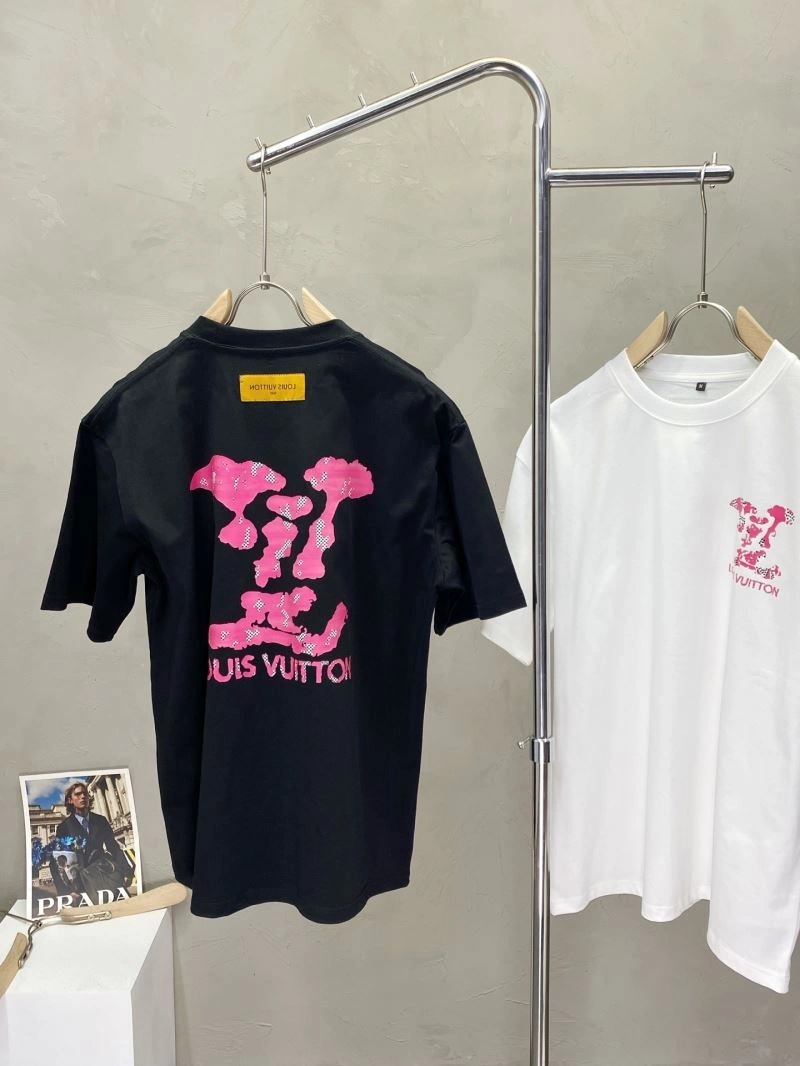 High fidelity Louis Vuitton T-Shirts