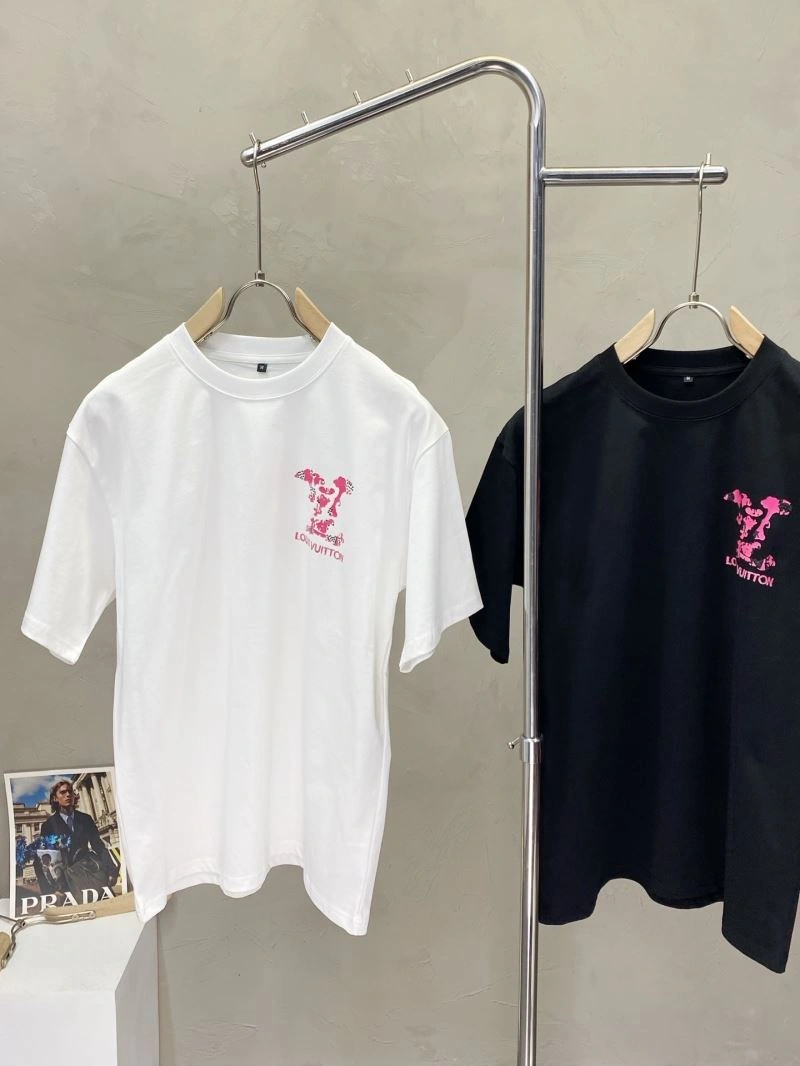 High fidelity Louis Vuitton T-Shirts