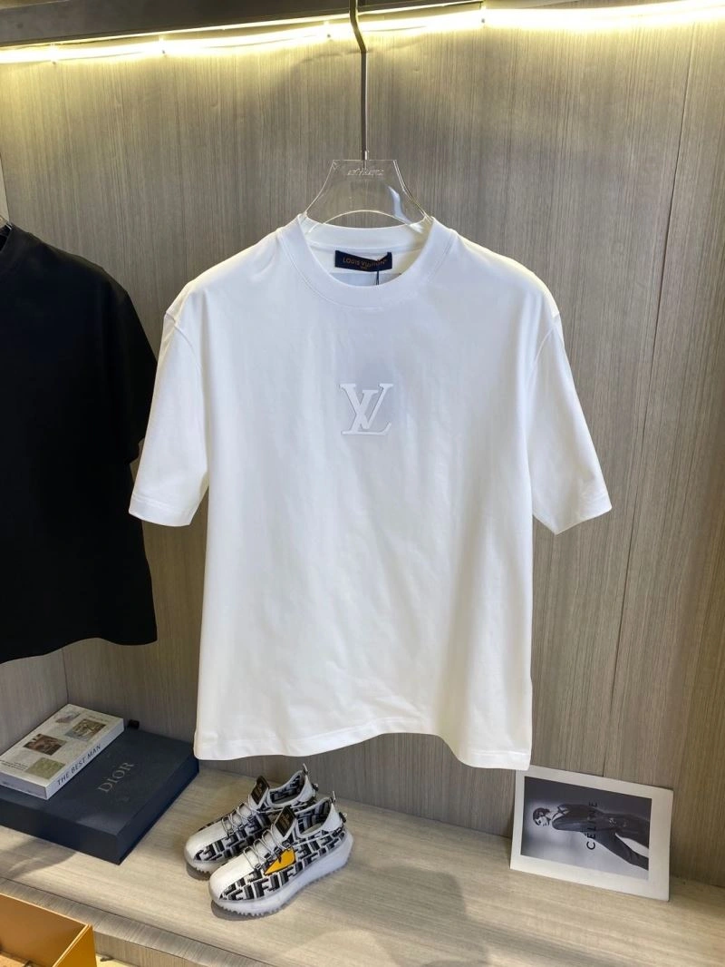 Factory-made Louis Vuitton T-Shirts