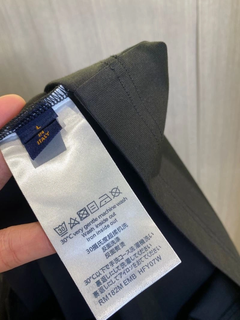 Factory-made Louis Vuitton T-Shirts