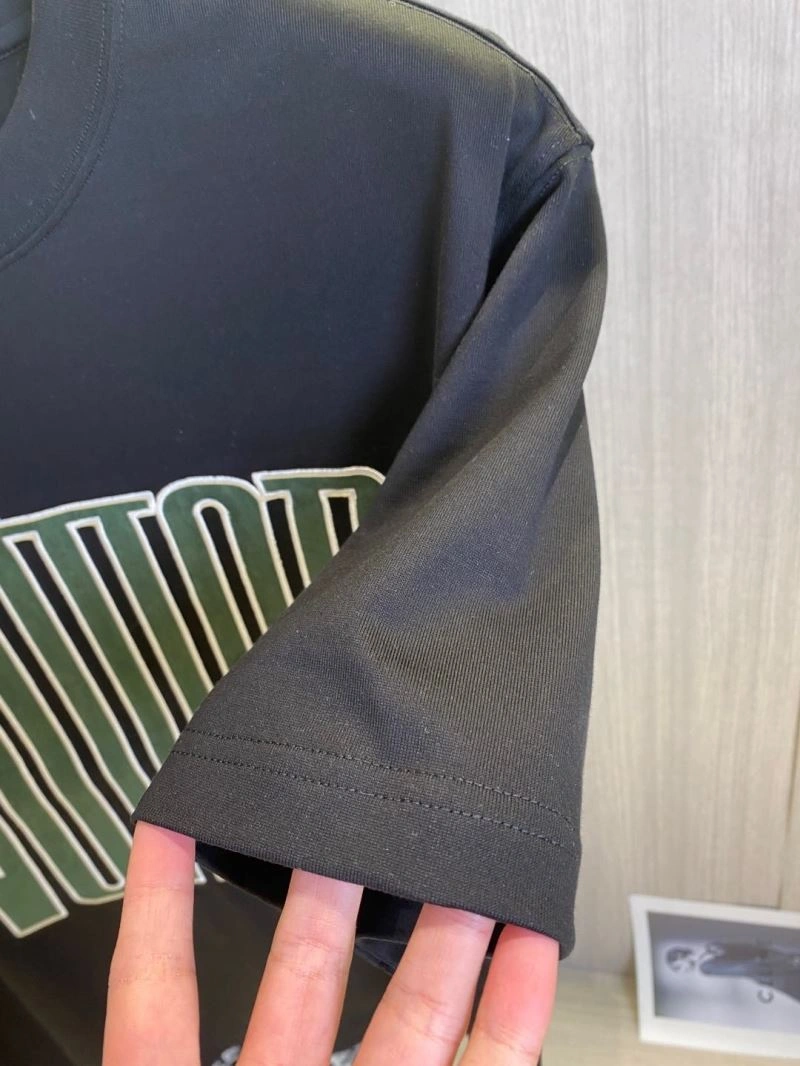 Budget-friendly Louis Vuitton T-Shirts