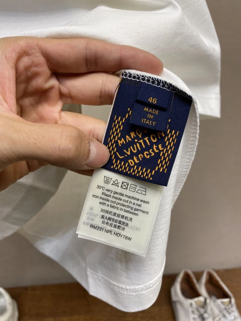 Top mirror Louis Vuitton T-Shirts