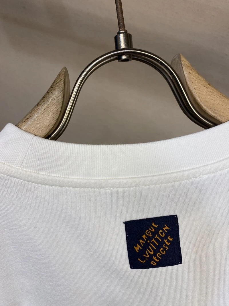 Top mirror Louis Vuitton T-Shirts