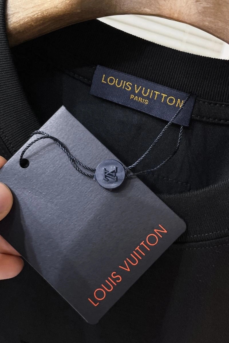 Indistinguishable Louis Vuitton T-Shirts