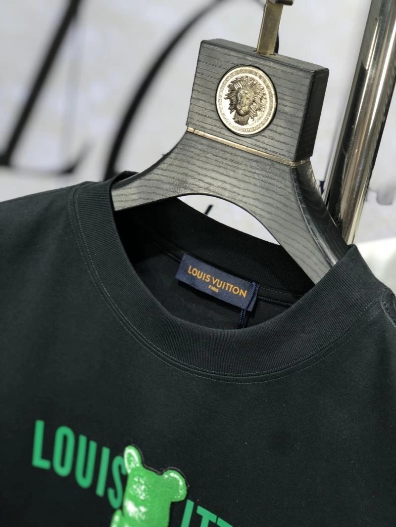 High accuracy Louis Vuitton T-Shirts