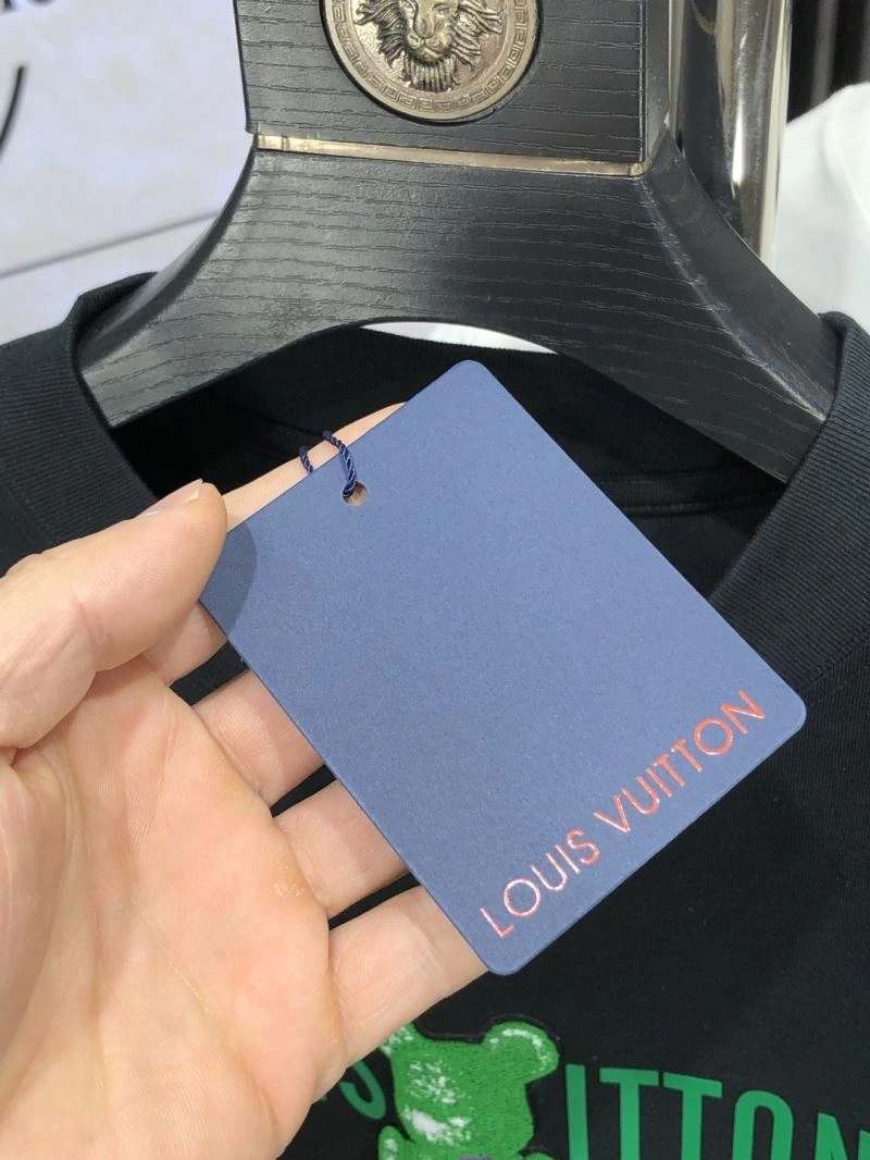 High accuracy Louis Vuitton T-Shirts