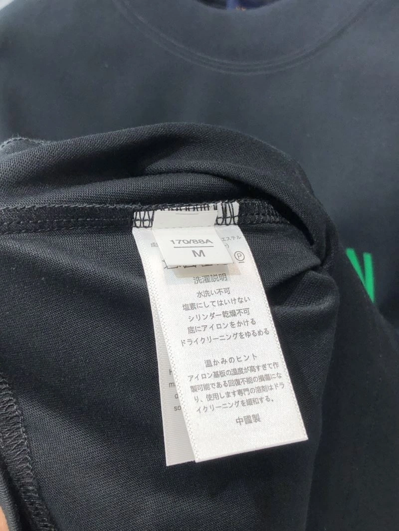 High accuracy Louis Vuitton T-Shirts