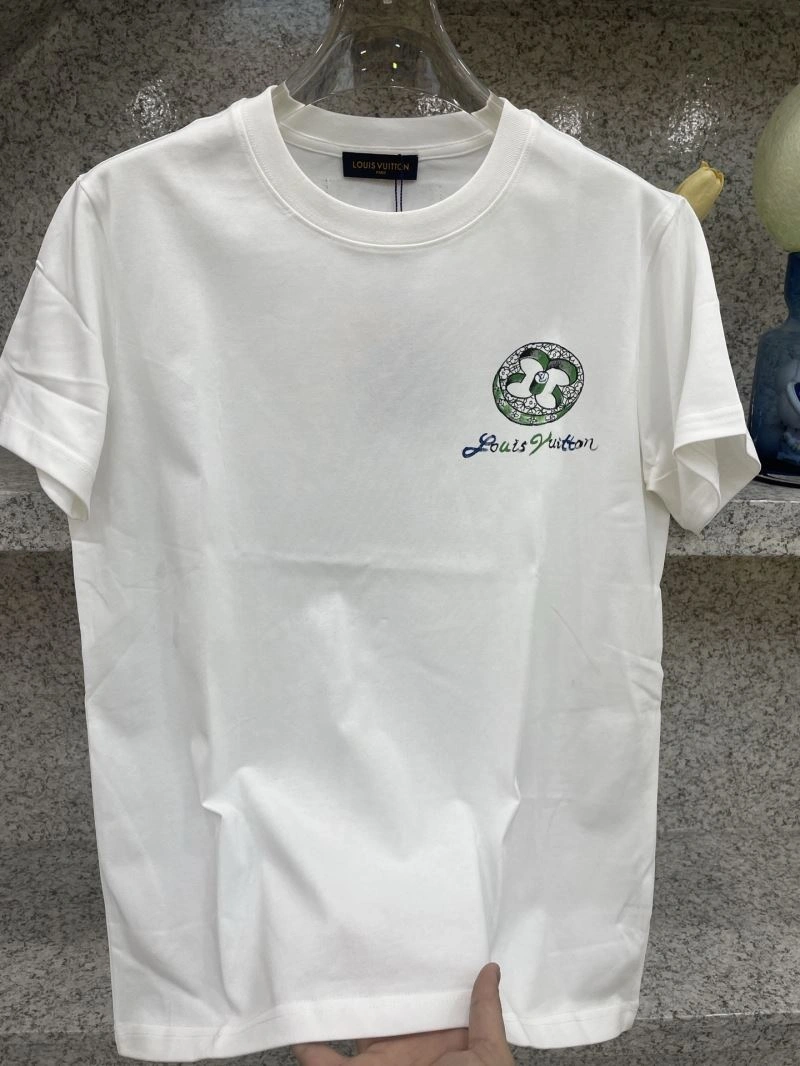 1:1 copy Louis Vuitton T-Shirts