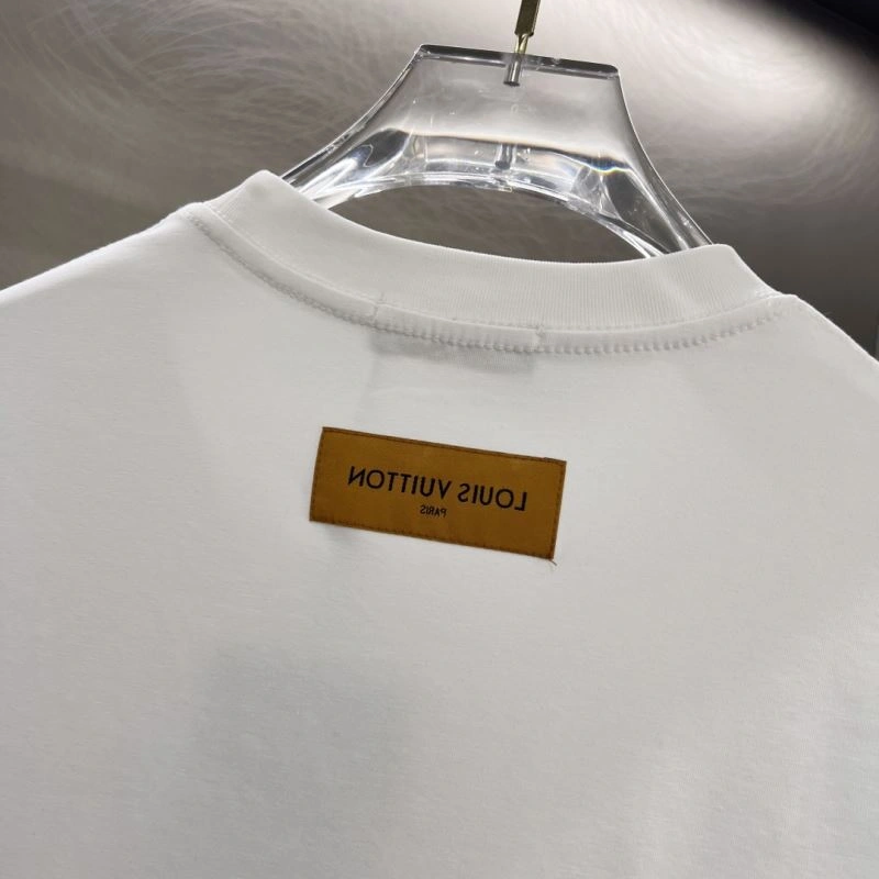 Exact replica Louis Vuitton T-Shirts