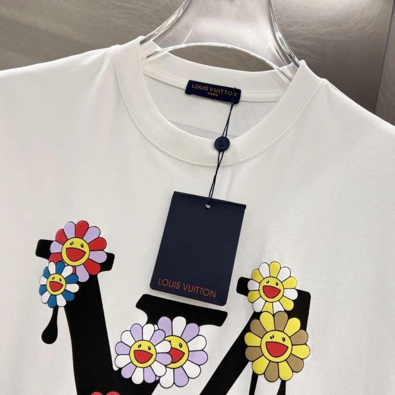 Exact replica Louis Vuitton T-Shirts