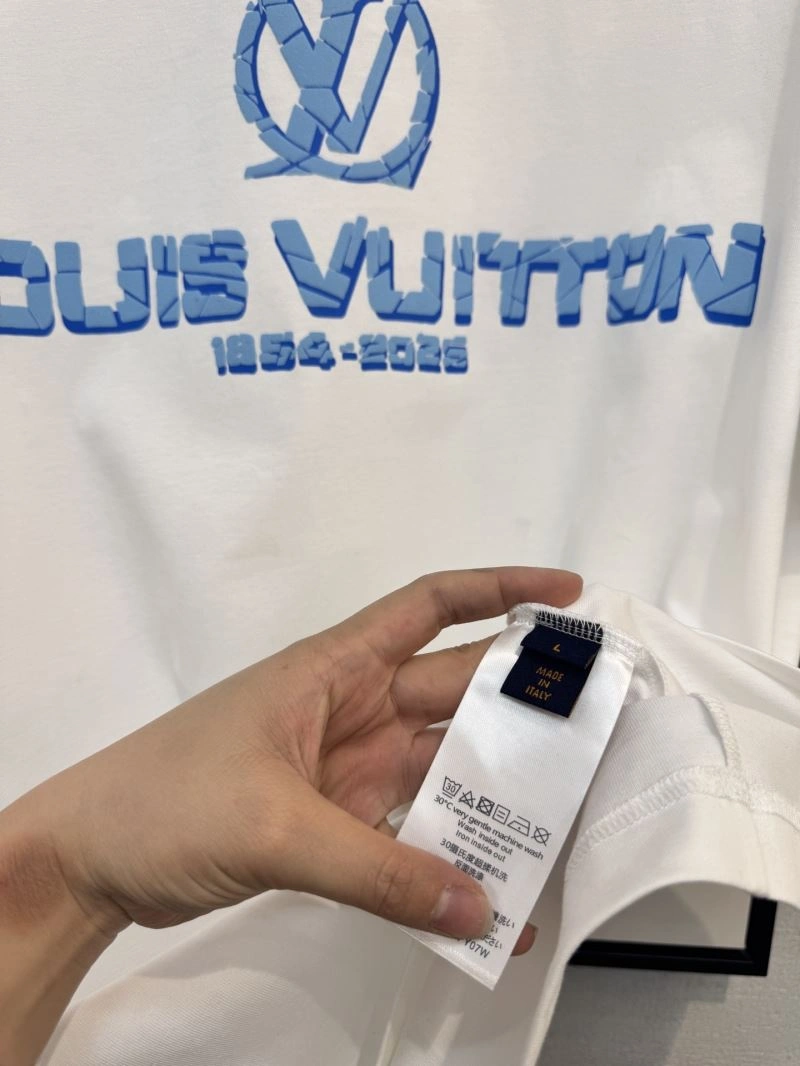 1:1 copy Louis Vuitton T-Shirts