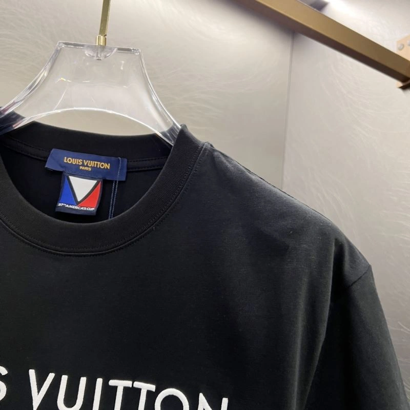 Top match Louis Vuitton T-Shirts