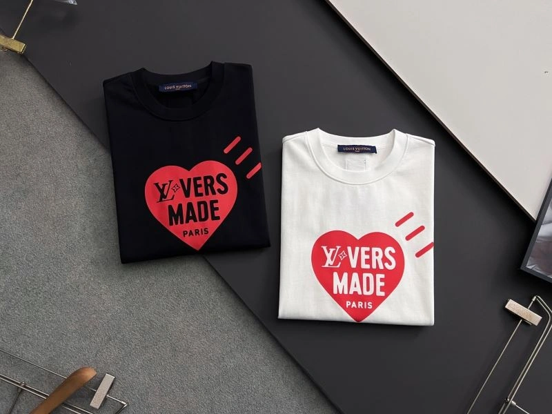 Official Louis Vuitton T-Shirts