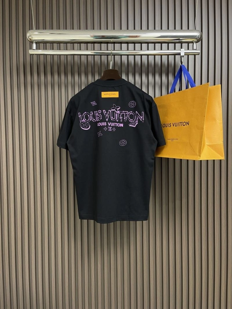 Bargain Louis Vuitton T-Shirts
