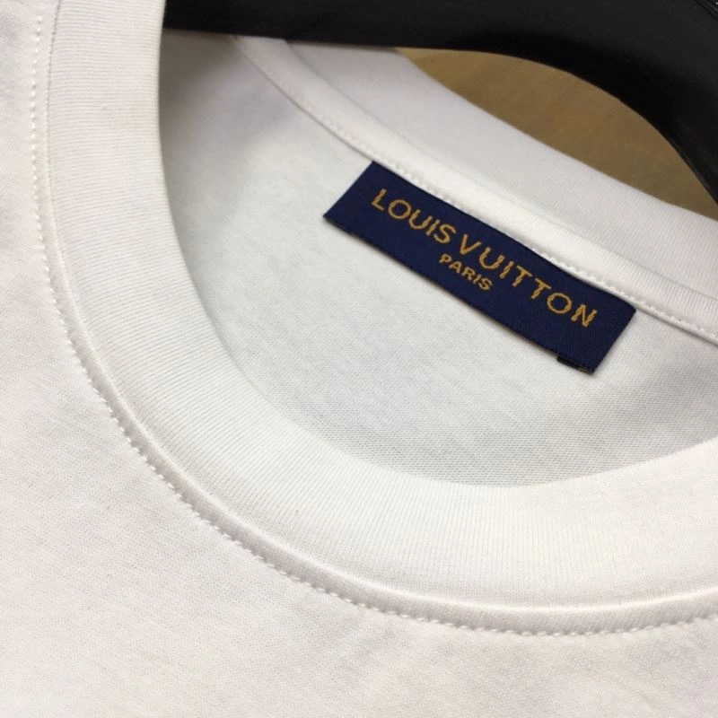Precise copy Louis Vuitton T-Shirts