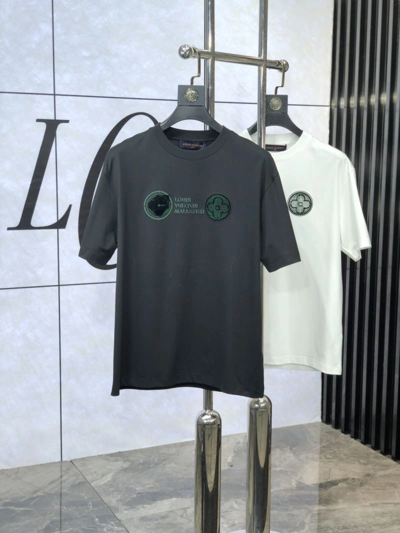 Factory-made Louis Vuitton T-Shirts