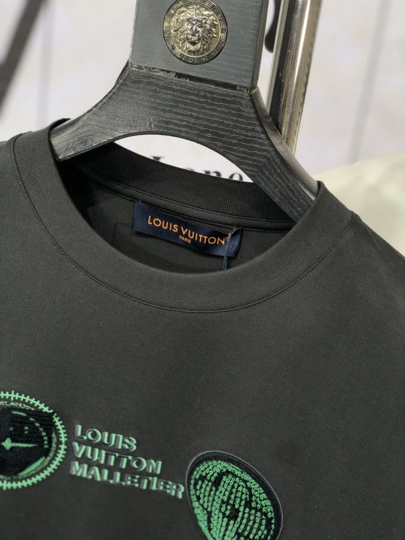 Factory-made Louis Vuitton T-Shirts