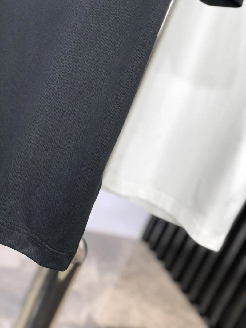 Factory-made Louis Vuitton T-Shirts